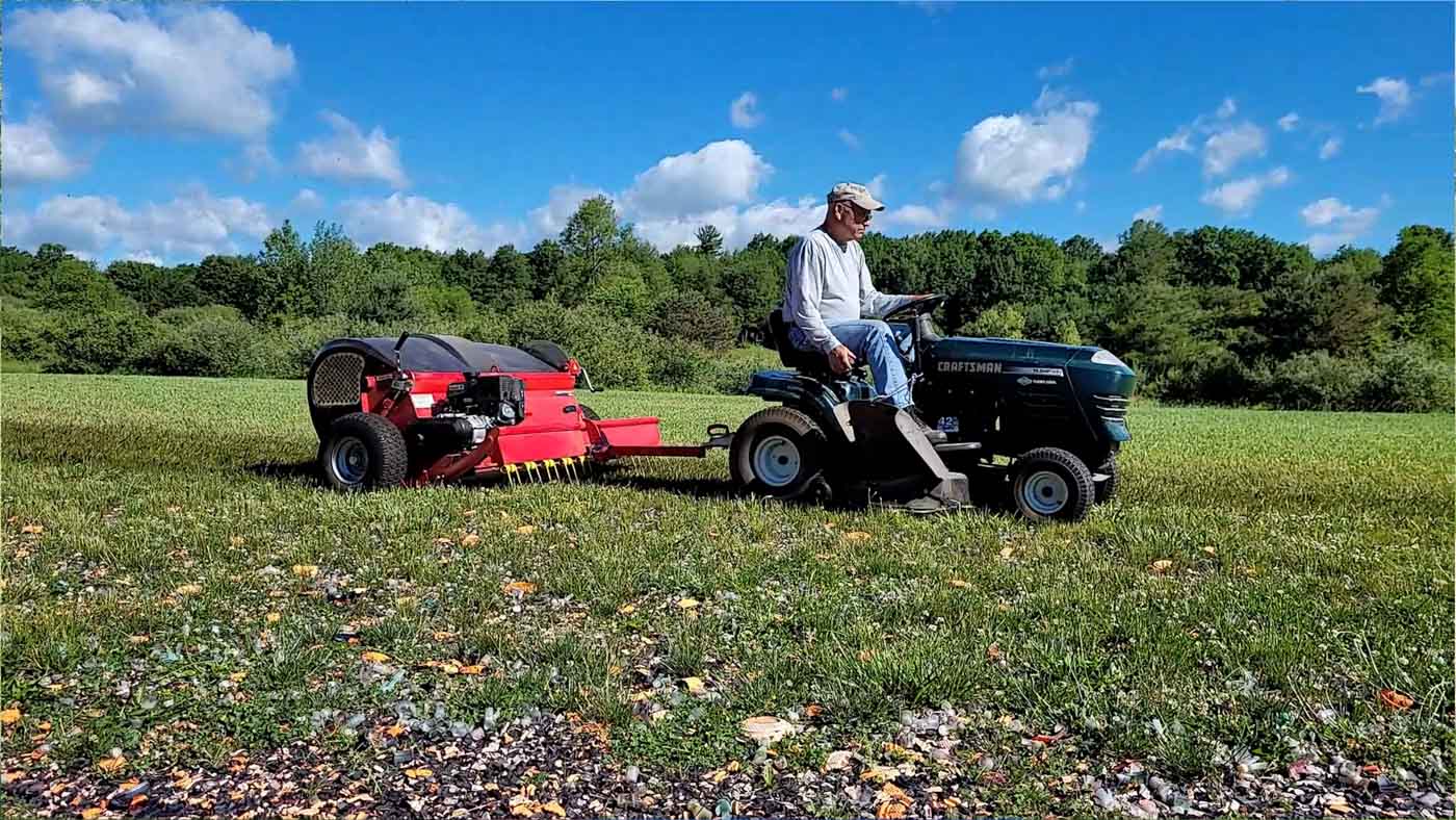 Save Time Cleaning Horse Manure | Tow and Collect USA